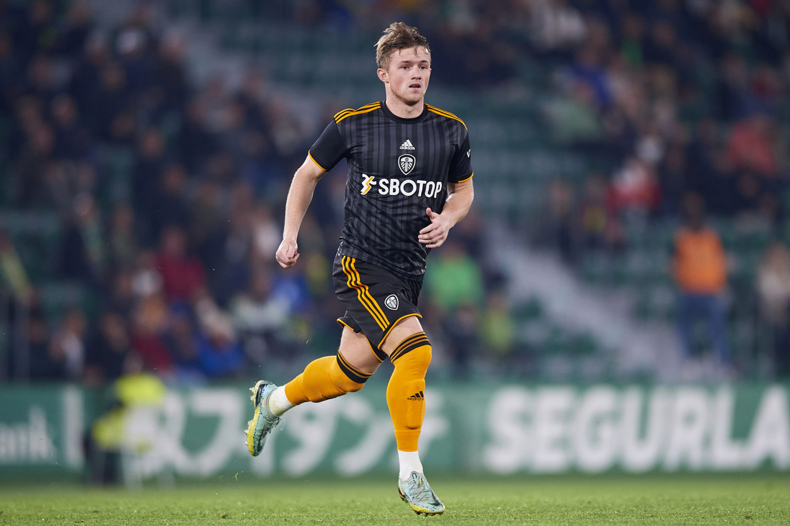 Report: Swansea among clubs keen on Leeds starlet Joe Gelhardt