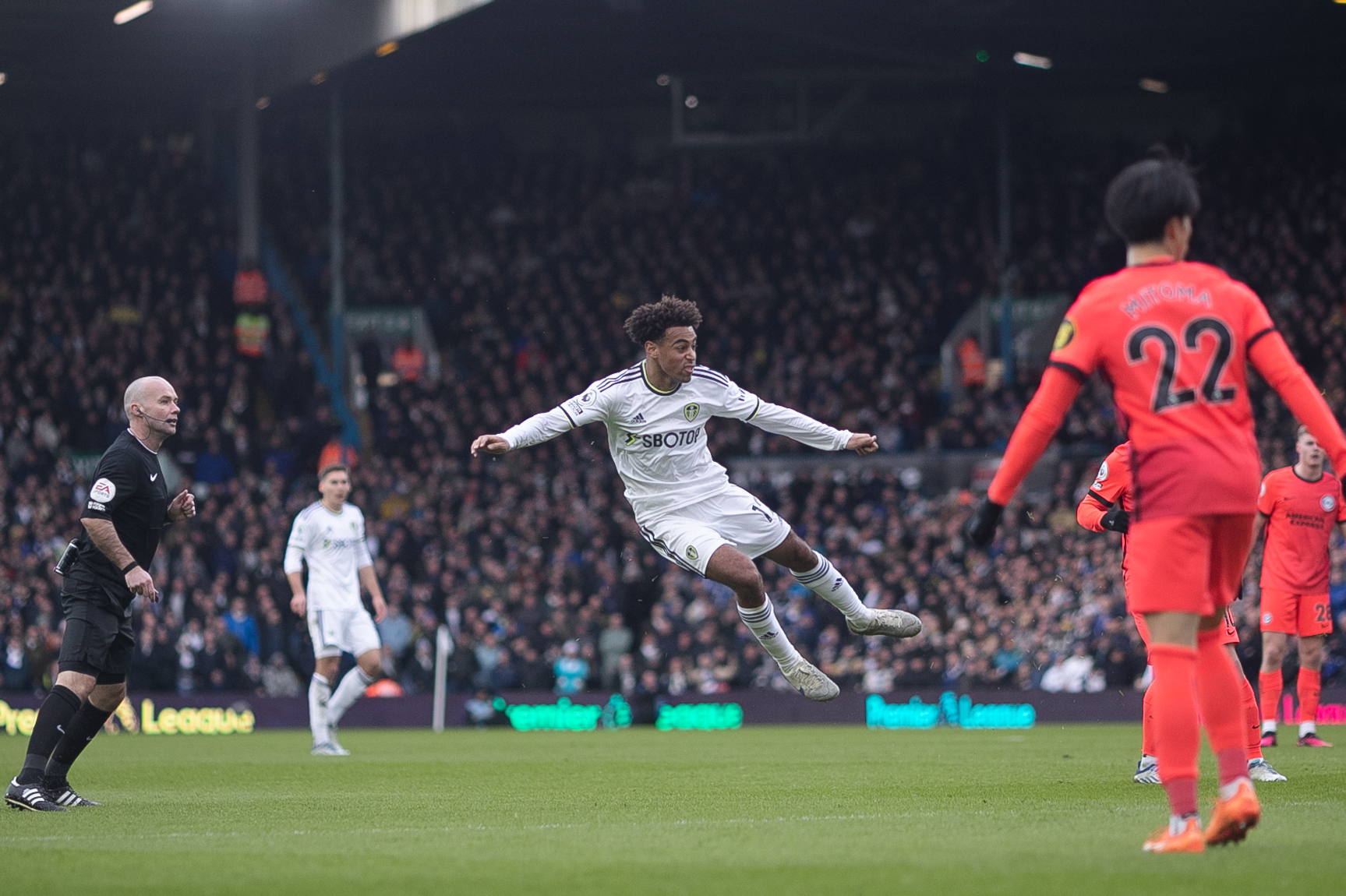 Hay says Leeds midfielder Adams suffered small hamstring strain