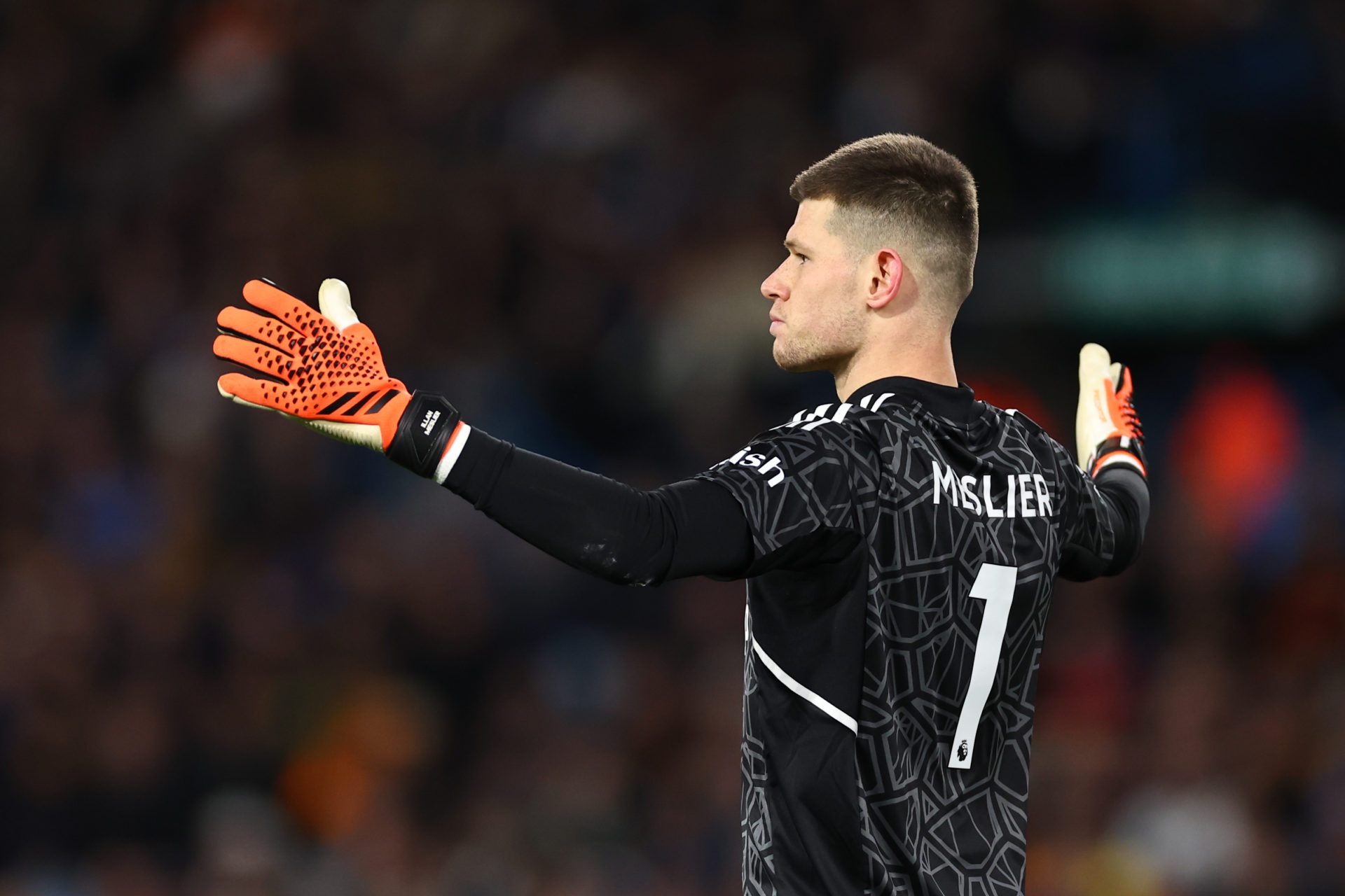 Leeds' 'outstanding' 2019 signing staying may now be becoming ...