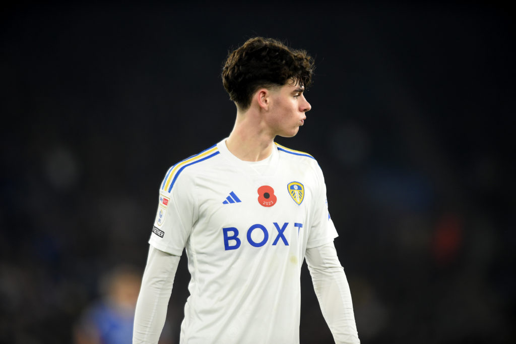'Phenomenal’ Leeds United player needs to take a look at Jack Clarke ...