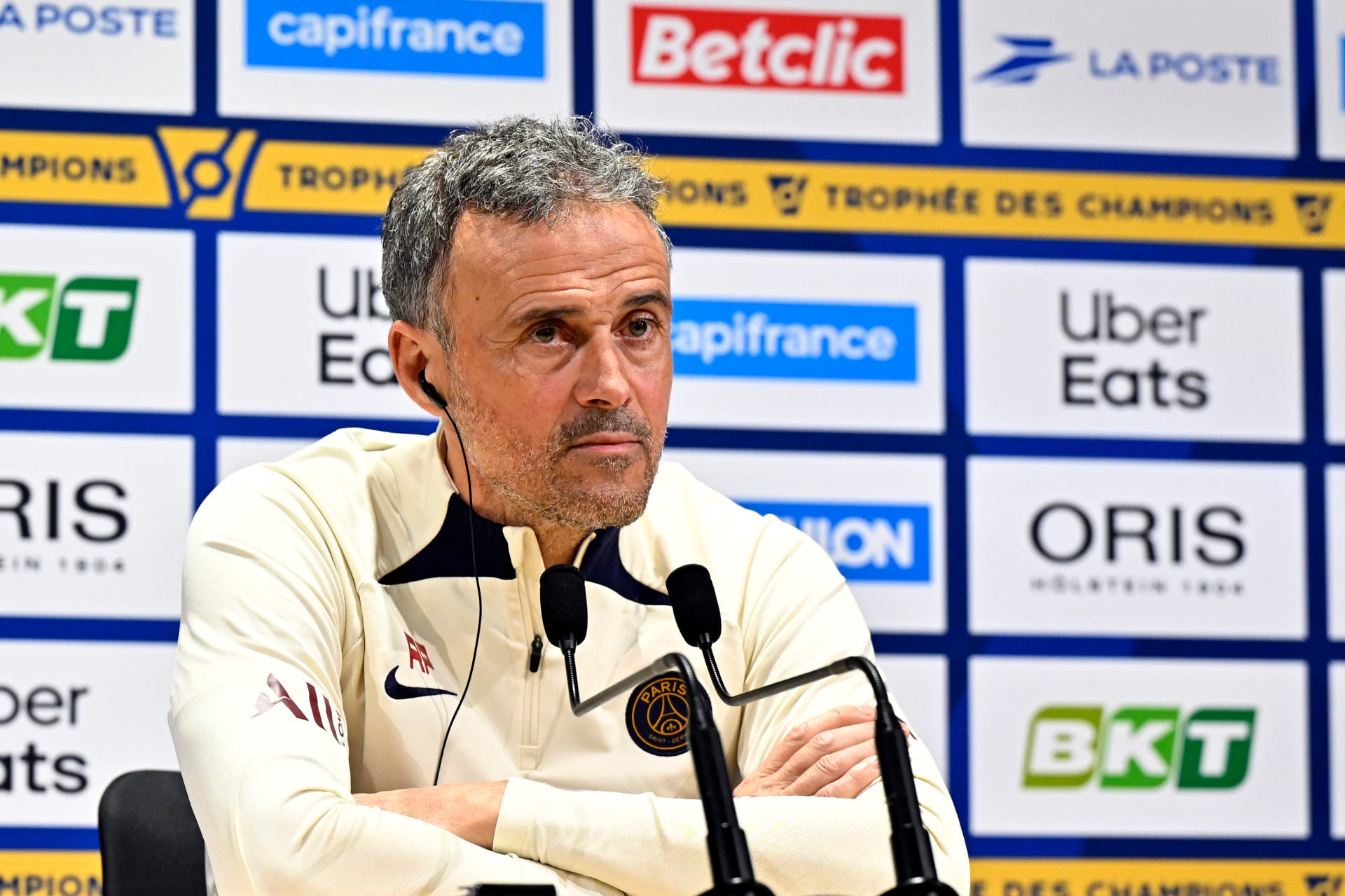 PSG now 'advancing' in shock deal to sign 30-year-old from Leeds United ...