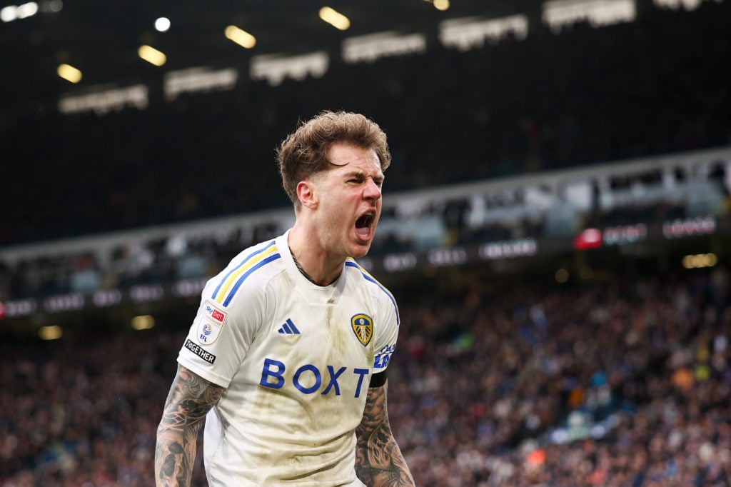 'Really fast'... Pascal Struijk loves watching 26-year-old Leeds United ...