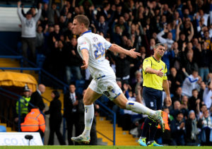 25-goal striker who left Leeds in 2014 confirms he is leaving League ...