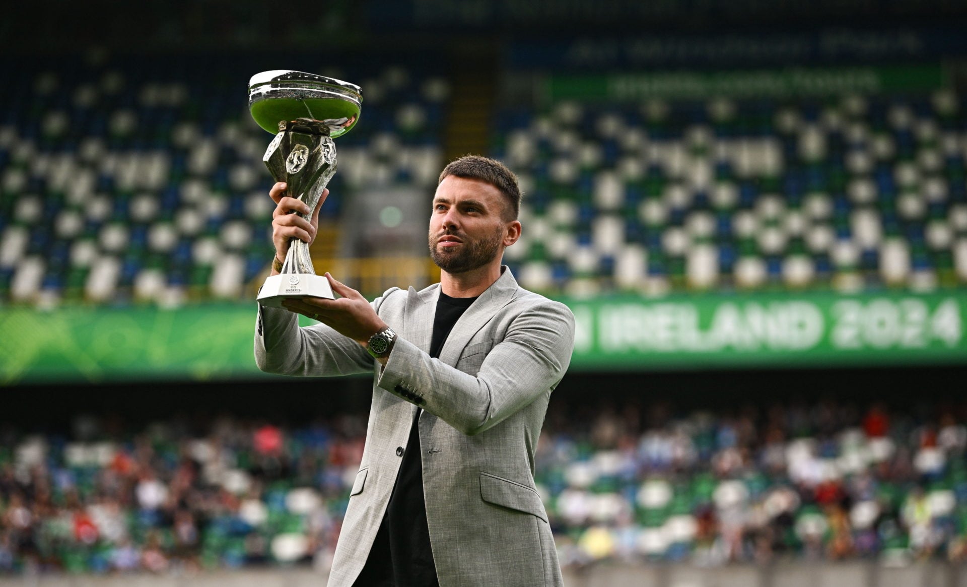 Stuart Dallas confident Leeds United star is going to shine after ...