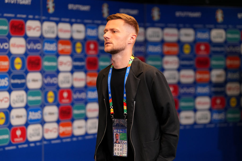 Leeds United icon Liam Cooper wears captain's armband again in just ...