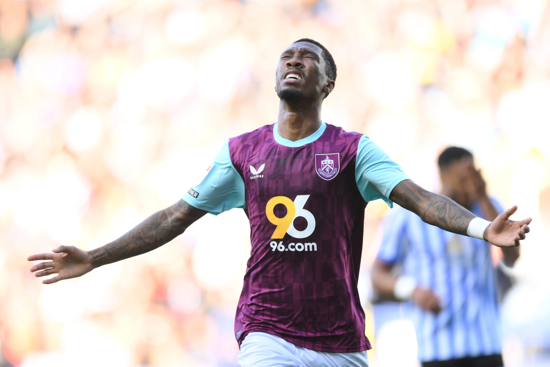 Leeds United's rivals Burnley make big statement with bid for £10m ...