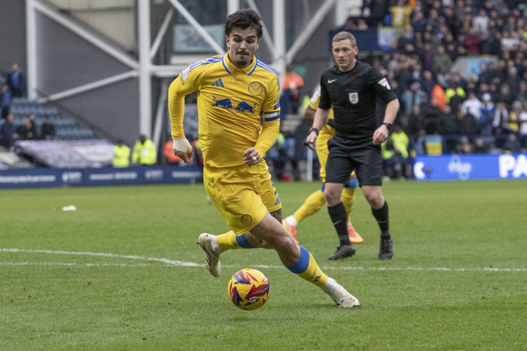 'Outstanding' Leeds United player spotted in training despite 'major ...
