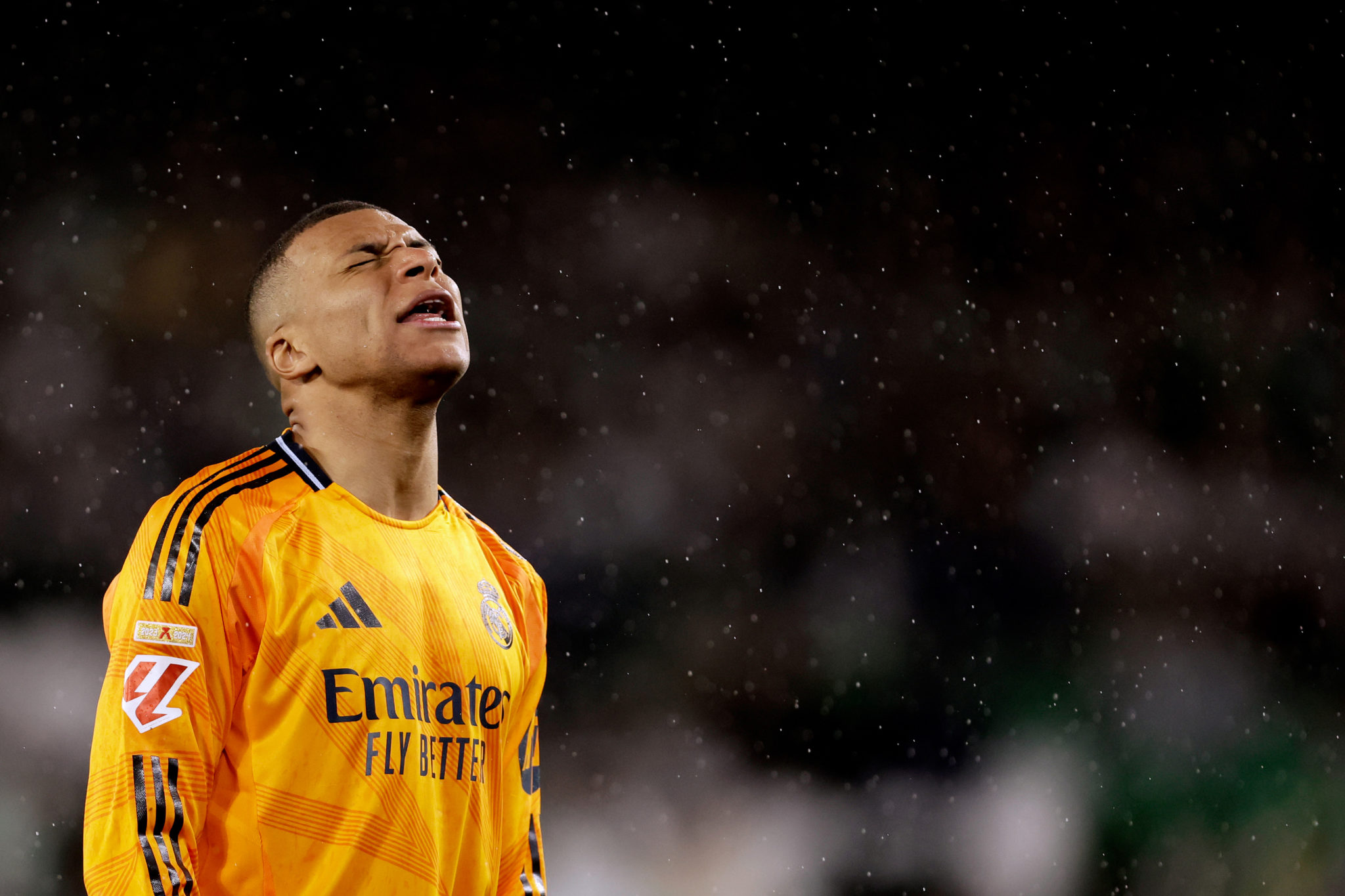 Player Leeds United sold for £2.5m drops 9/10 dislay to stun Kylian ...