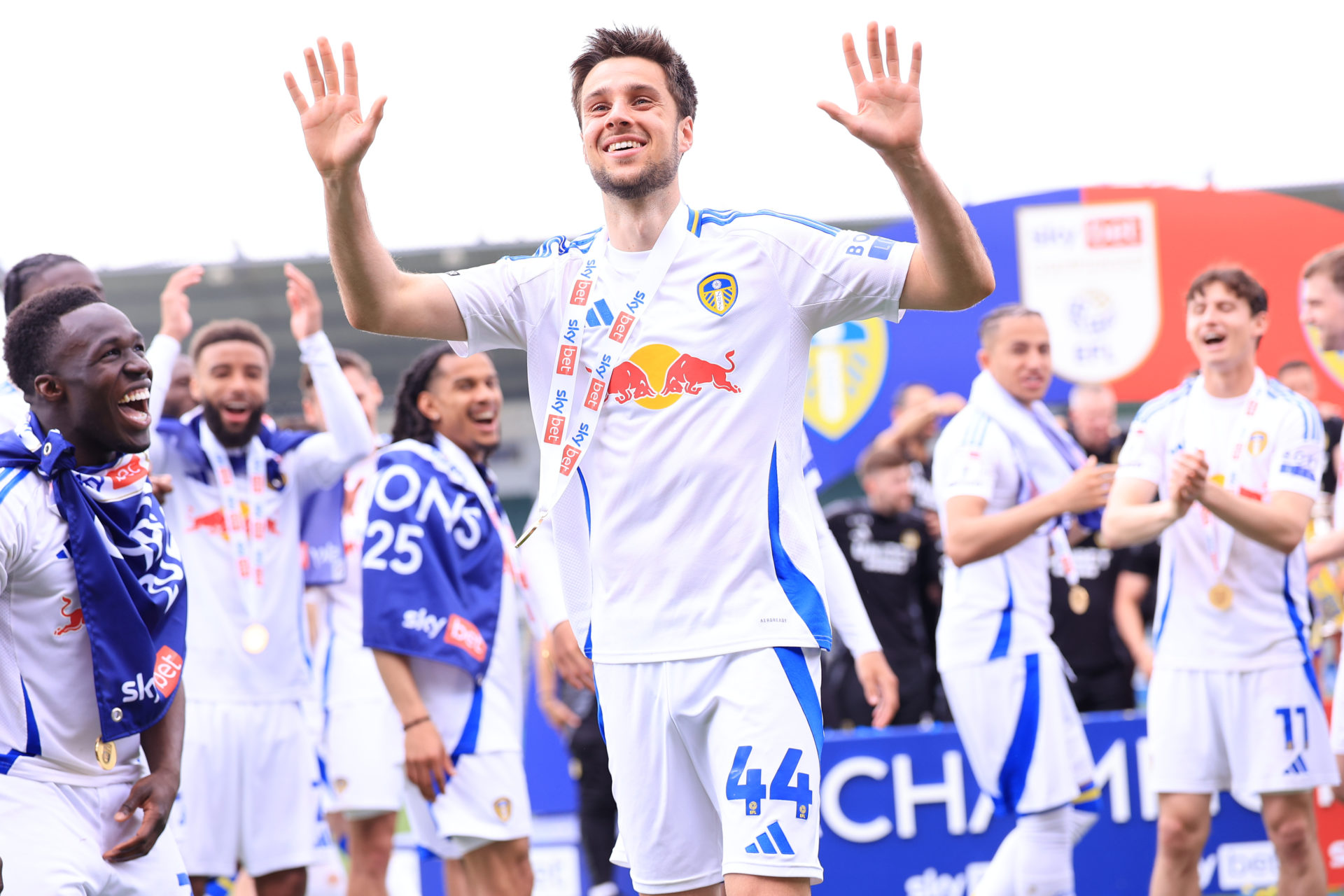 Ilia Gruev throws his own Leeds United future into doubt with comments ...