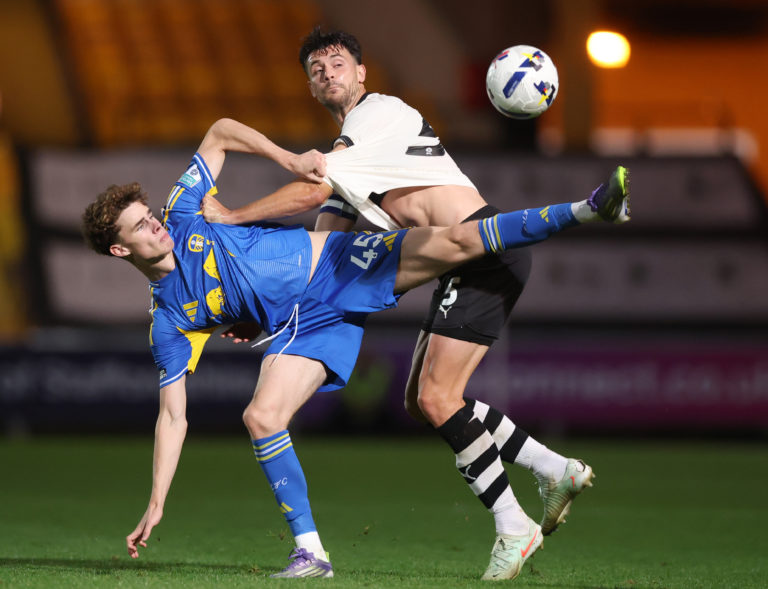 Harry Gray stuns after matching incredible Jonny Howson feat for Leeds ...