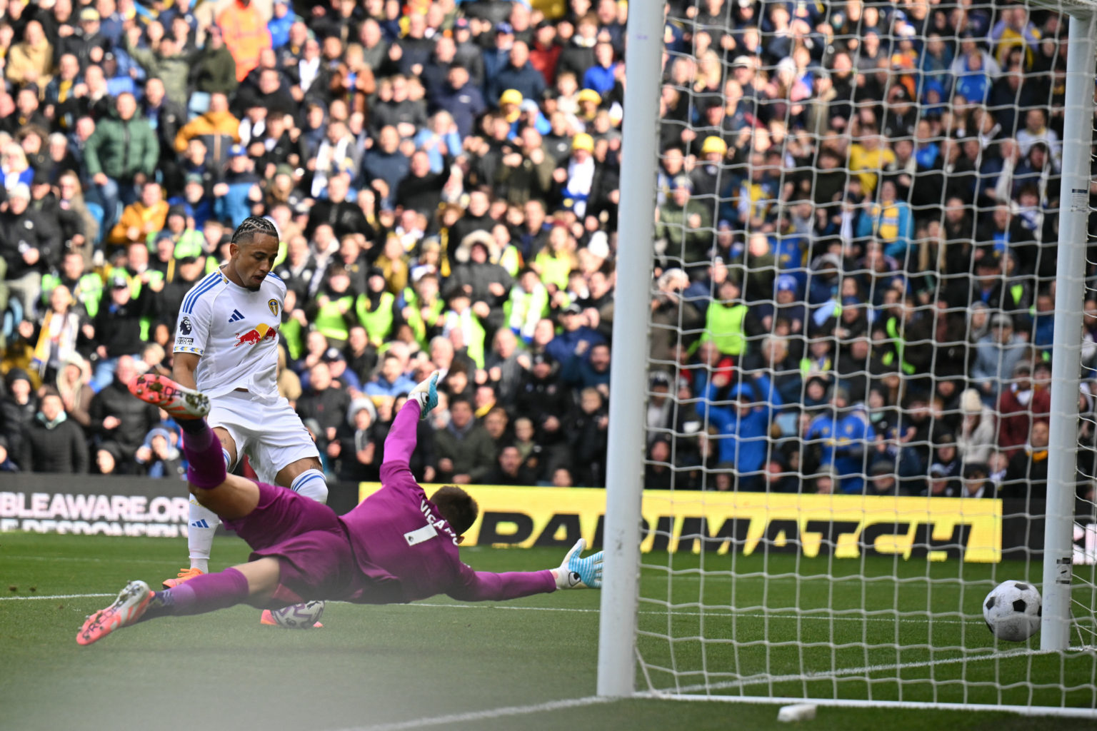 Leeds United lead the Premier League in incredibly niche stat this season