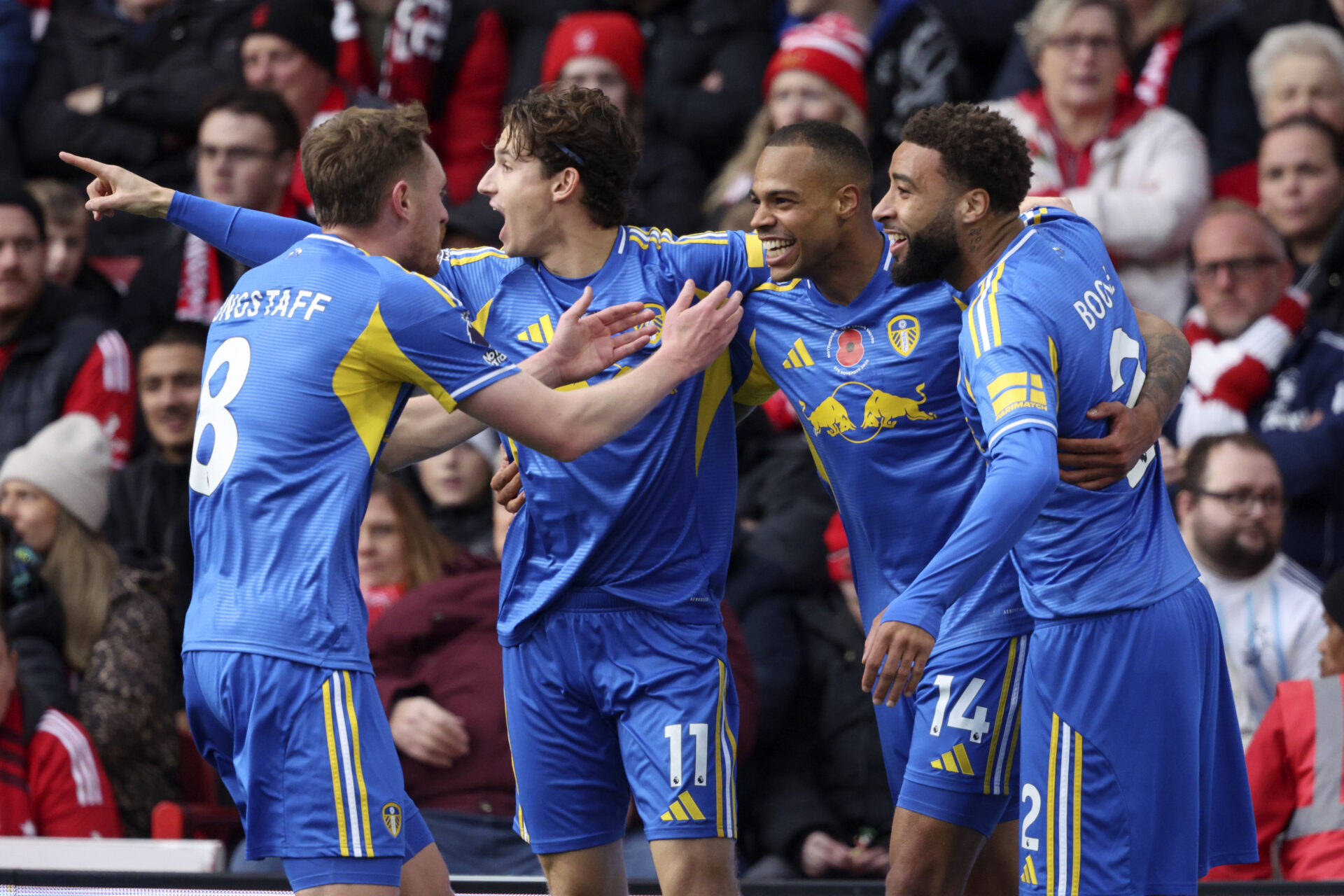 Leeds United's left-field alternative to replace Anton Stach and Sean ...