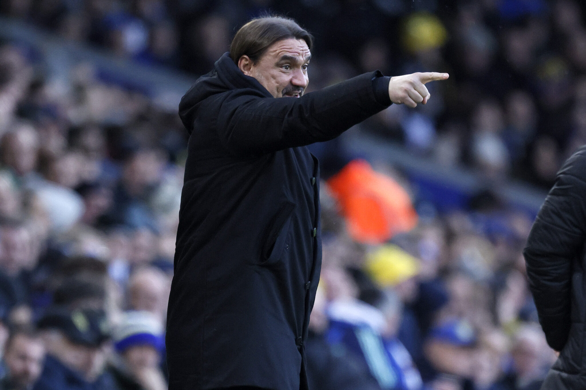 Leeds United fans show their frustration with Daniel Farke v Aston ...