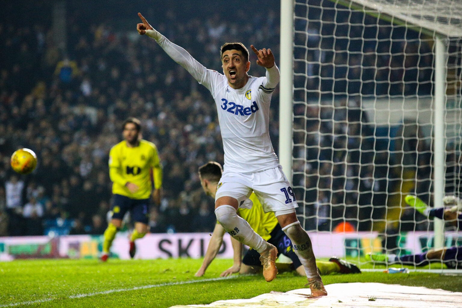 Joe Cole gets it completely wrong with 'myth' verdict on Leeds United ...