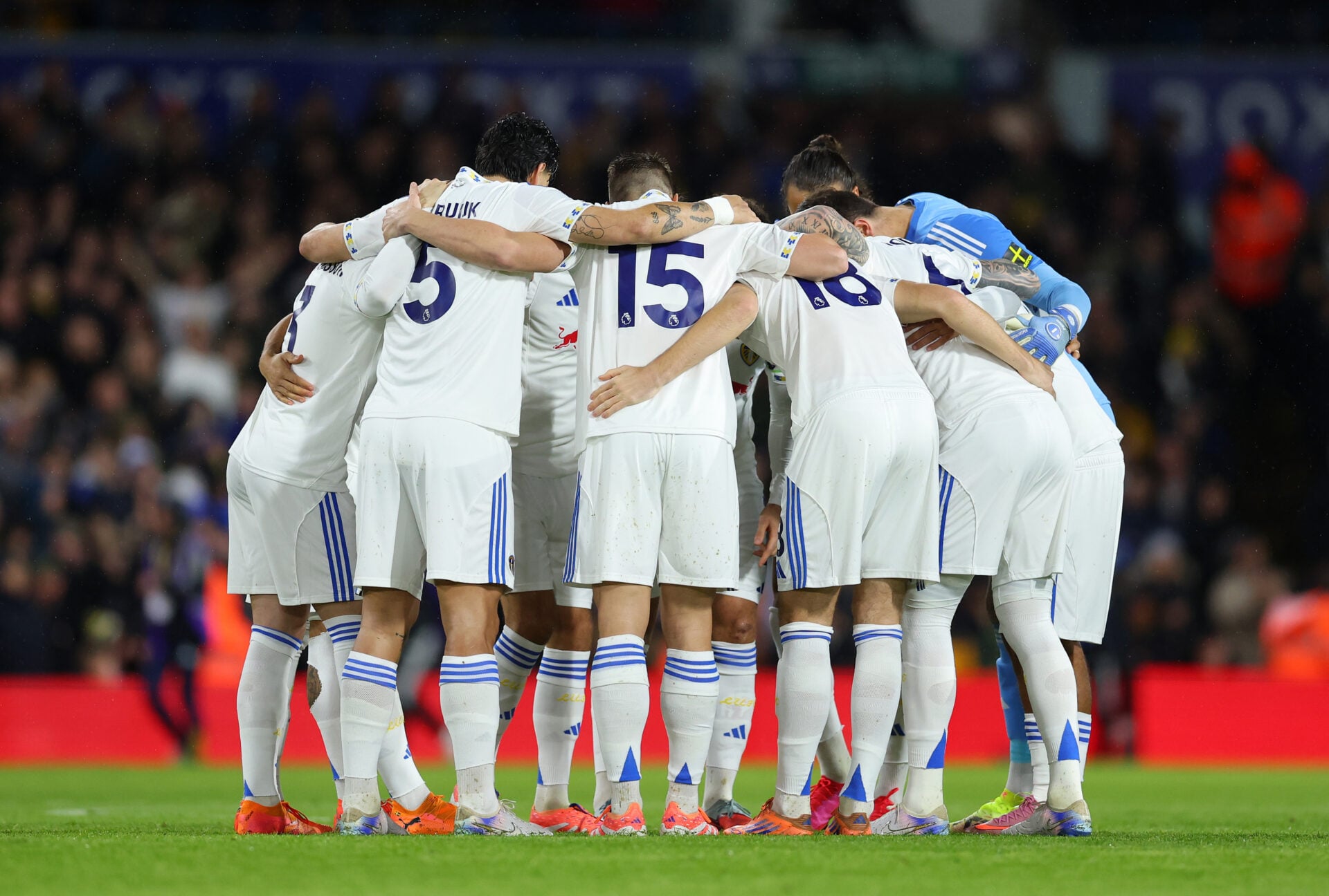 Free agent now issues come-and-get-me plea amid Leeds United links