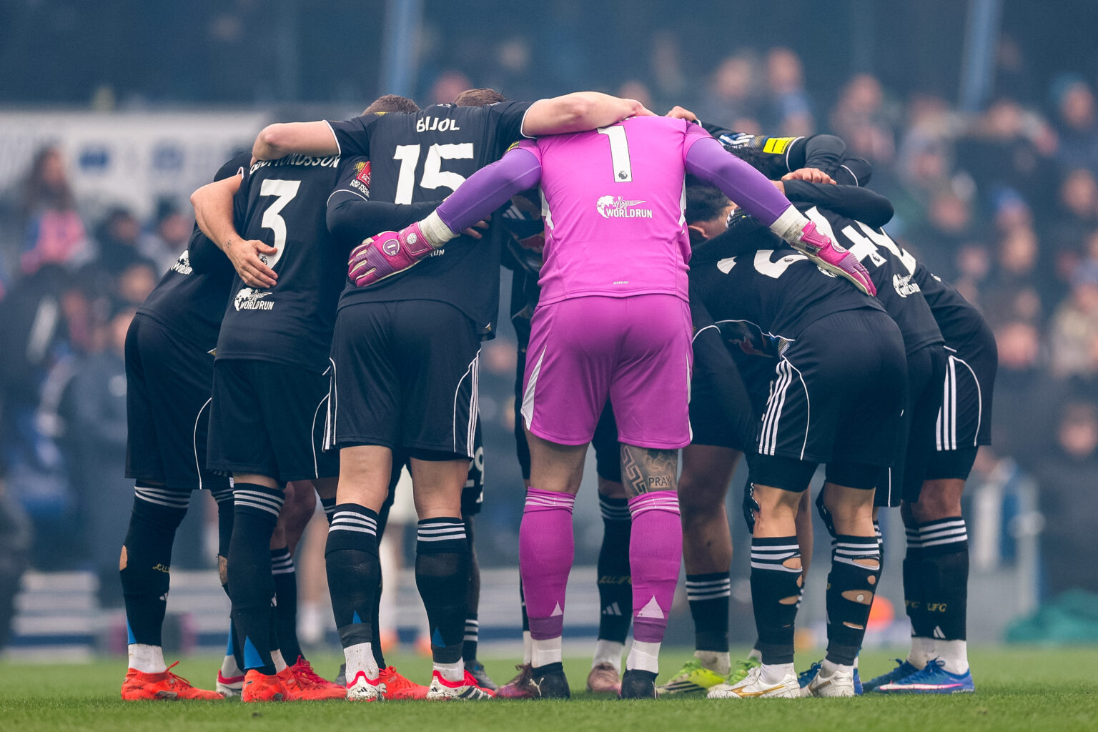 Sean Longstaff pays tribute to 'excellent' Lucas Perri as Leeds United ...